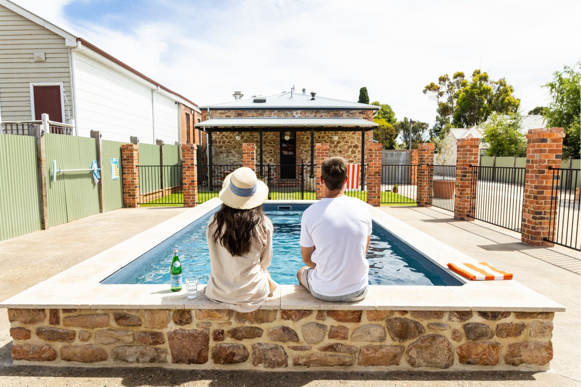 Magnesium vs Chlorine Pools: How to Decide